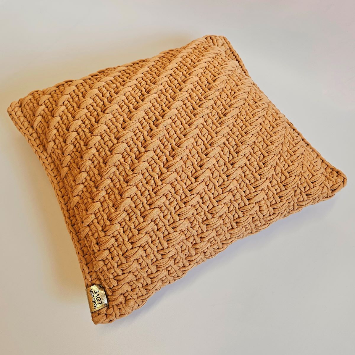 Perna Decorativă Croșetată culoarea Caramel — KaDi